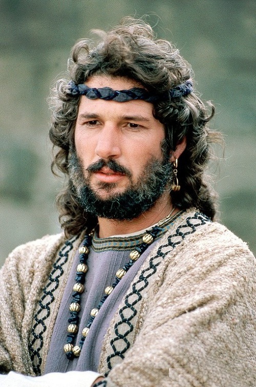 God Searches the Hearts and Minds of All Men - One God Worship
